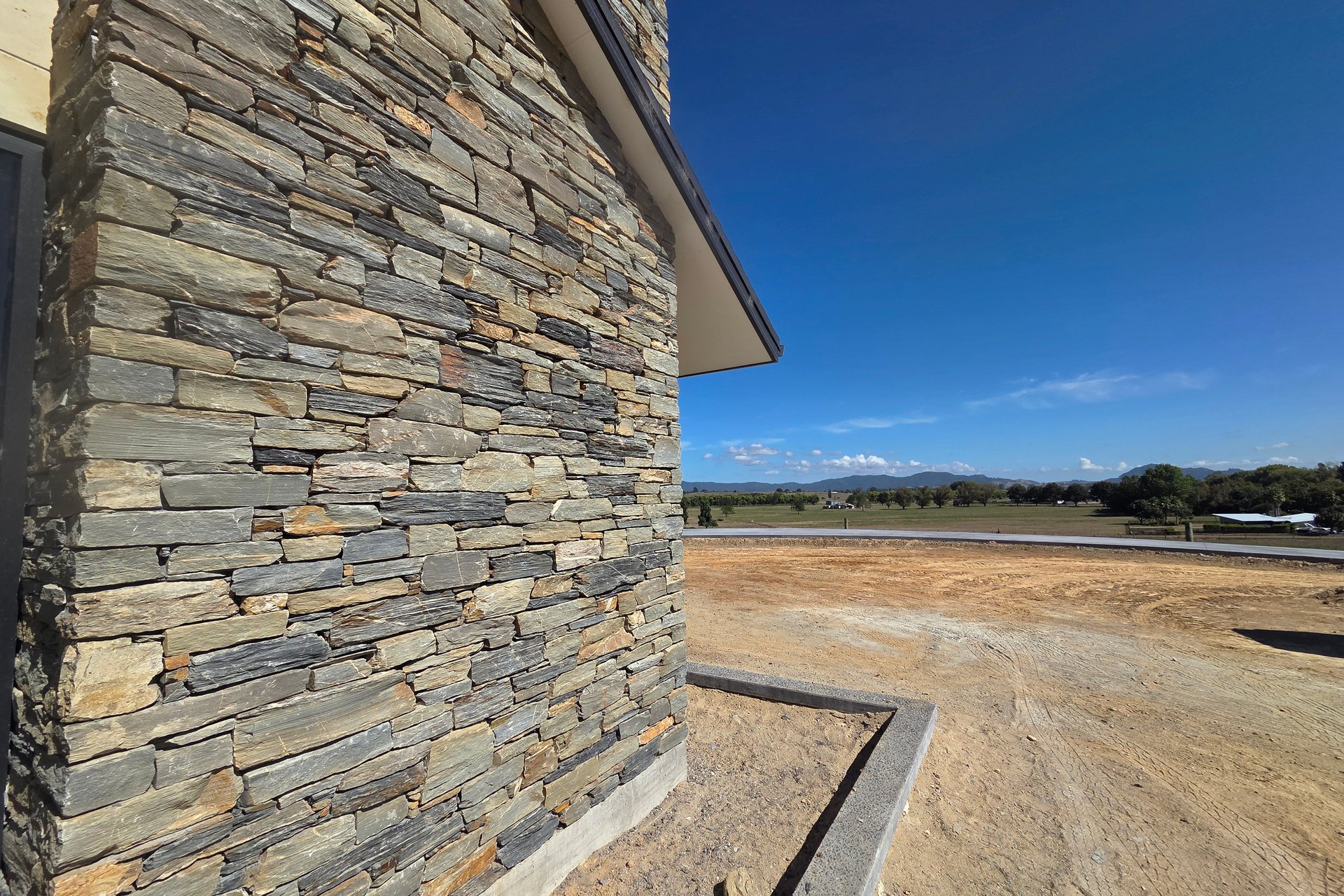 Crawford residence by Highland Stone | ArchiPro NZ