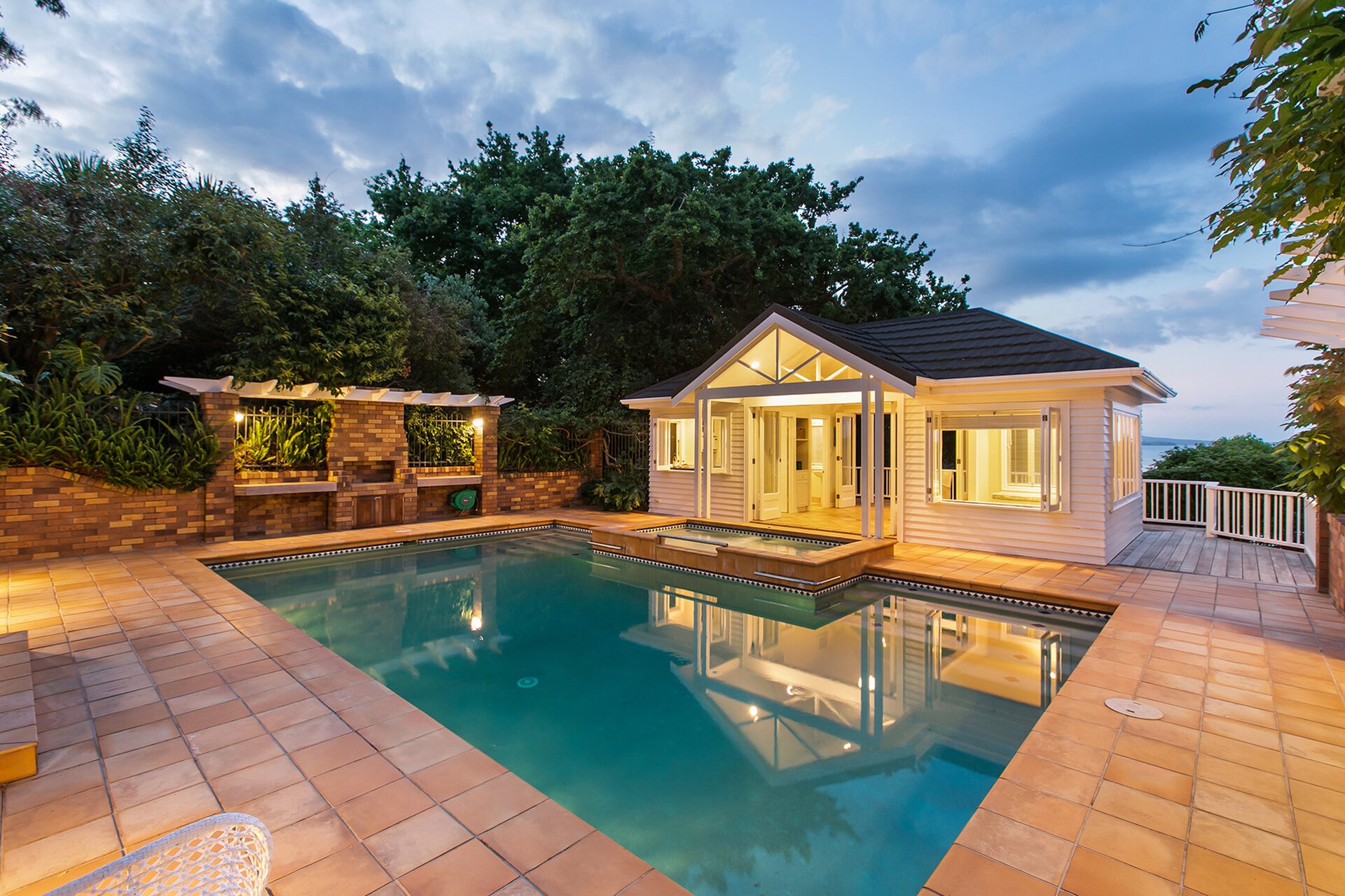 Island View Pavilion, Pool and Landscaping by Becroft Howie Architects ...