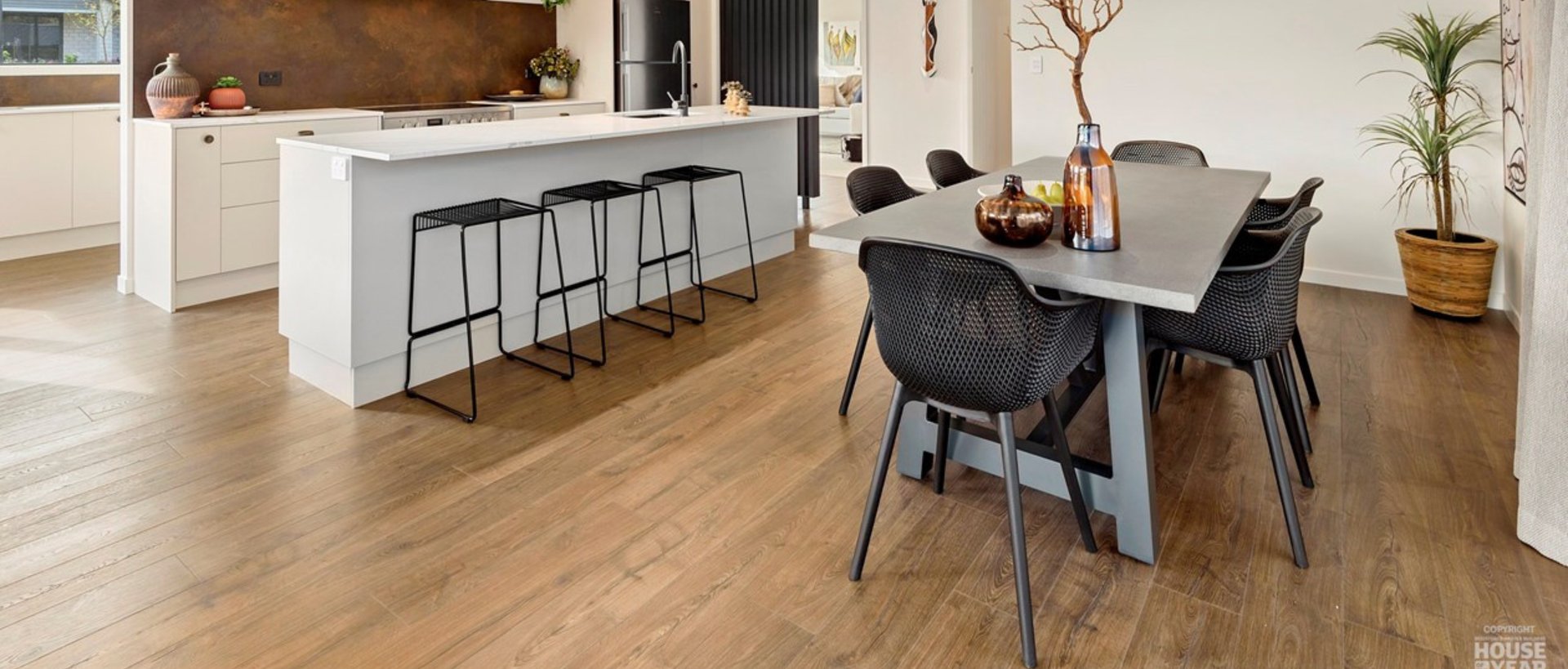 Stonewood Homes Whangarei Showhome - Quick-Step Impressive Laminate ...