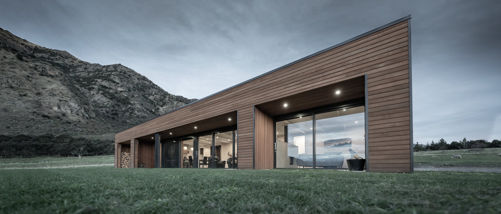 Lake Hawea Station by Christie Brothers Building | ArchiPro NZ