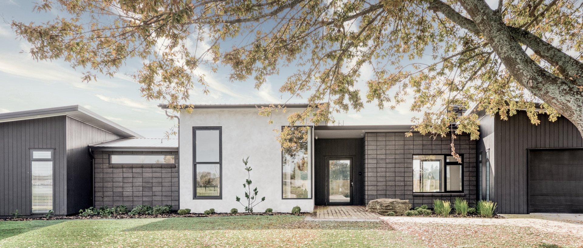 Rotorangi Showhome by Paula Waterhouse Design | ArchiPro NZ