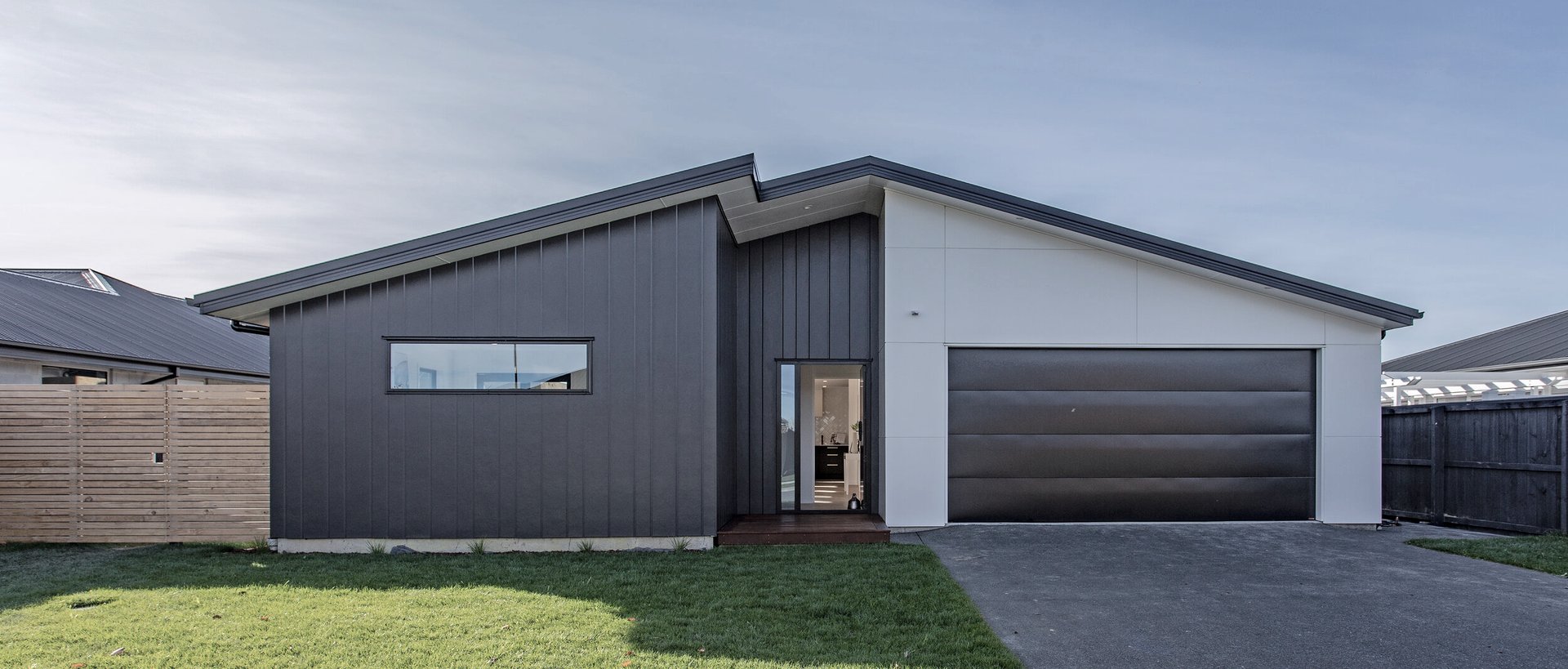 Modern Entertainer by Lion Builders | ArchiPro NZ