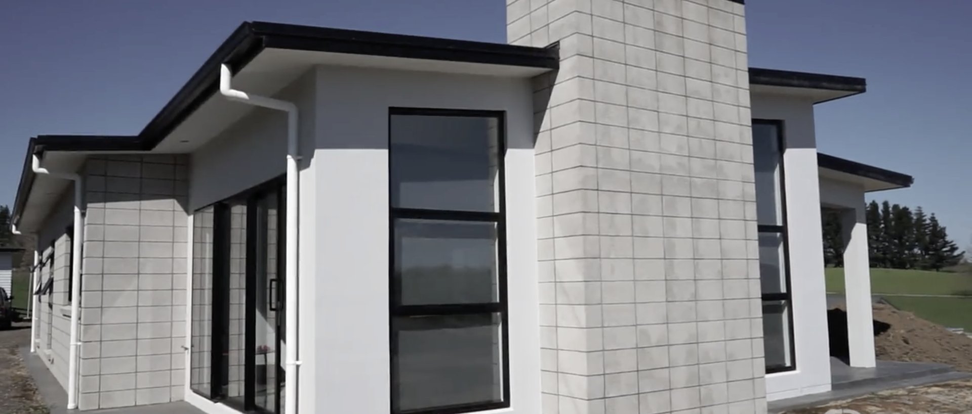 Stunning New Build by Roger Ramsey Building | ArchiPro NZ