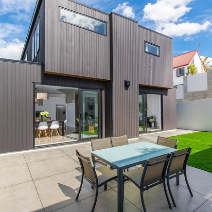 HB1010/250 Frameless Square Grill | ArchiPro NZ